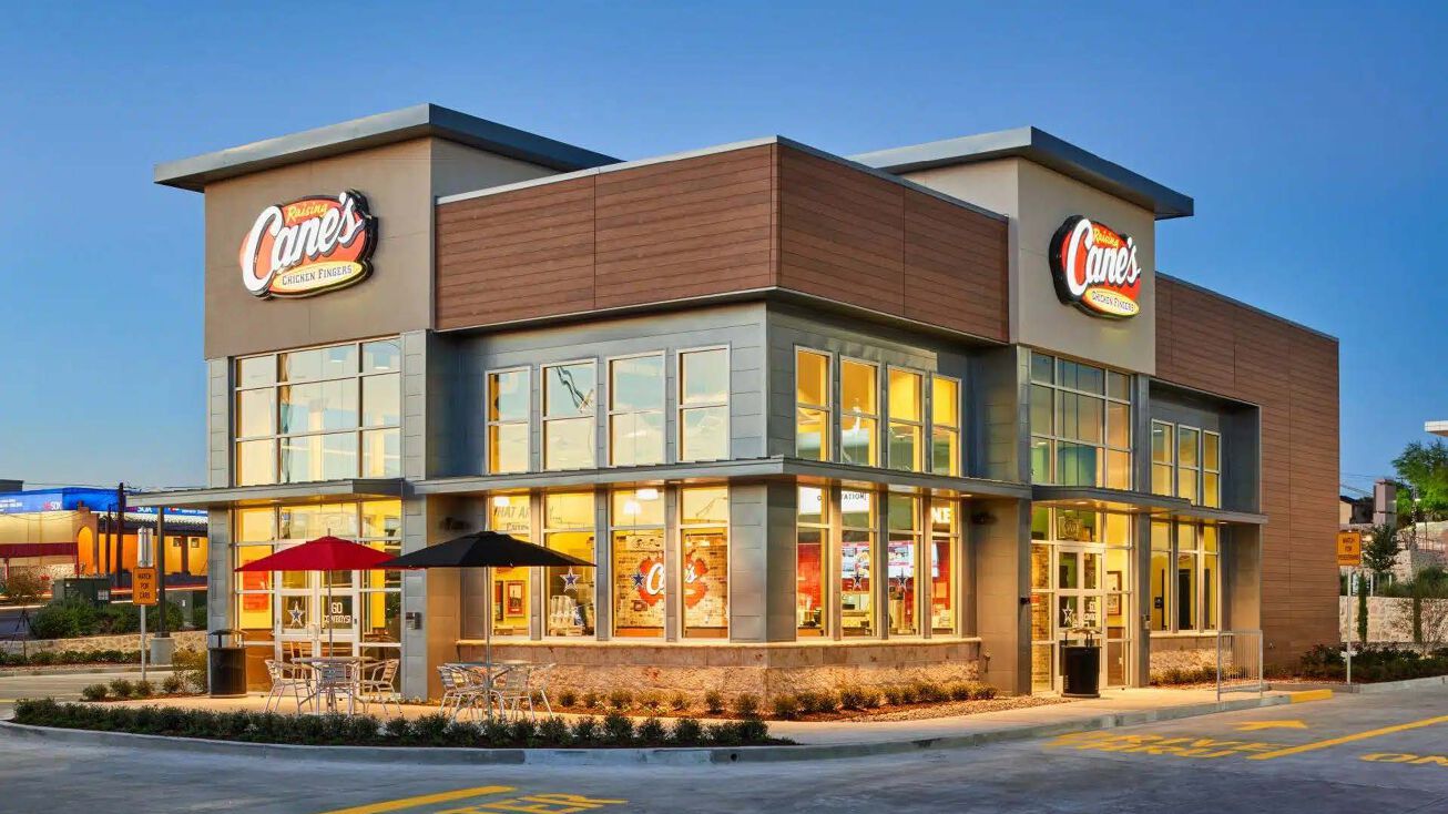 8718 International Dr, Orlando, FL 32819 | Crexi.com