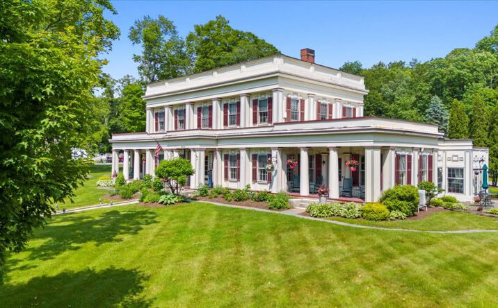 3888 and 3904 Vermont Rte 7a, Arlington, VT 05250 | Crexi.com