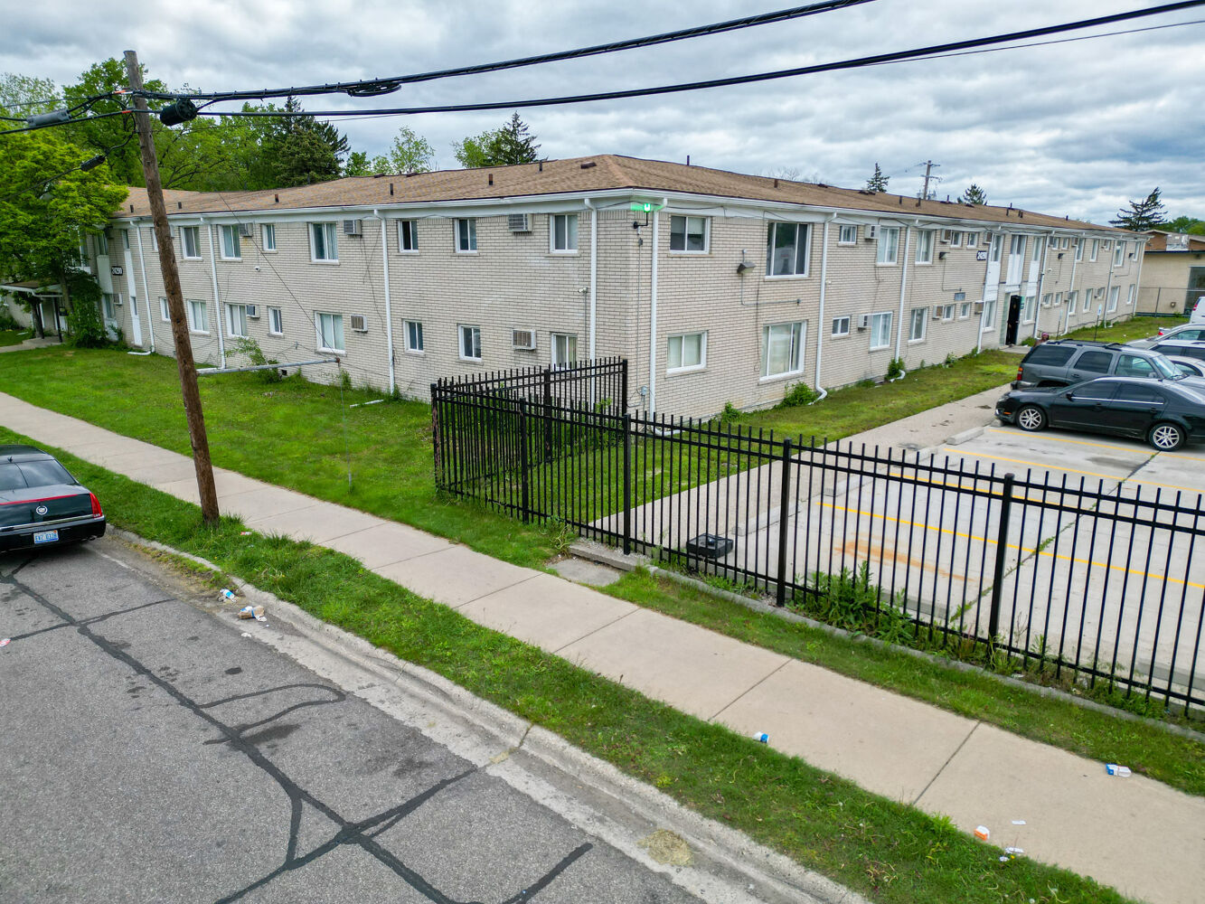 24290 W Seven Mile Rd, Detroit, MI 48219 | Crexi.com