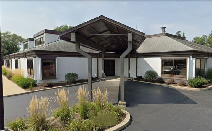 2210 Dean Street, St. Charles, IL 60175 | Crexi.com
