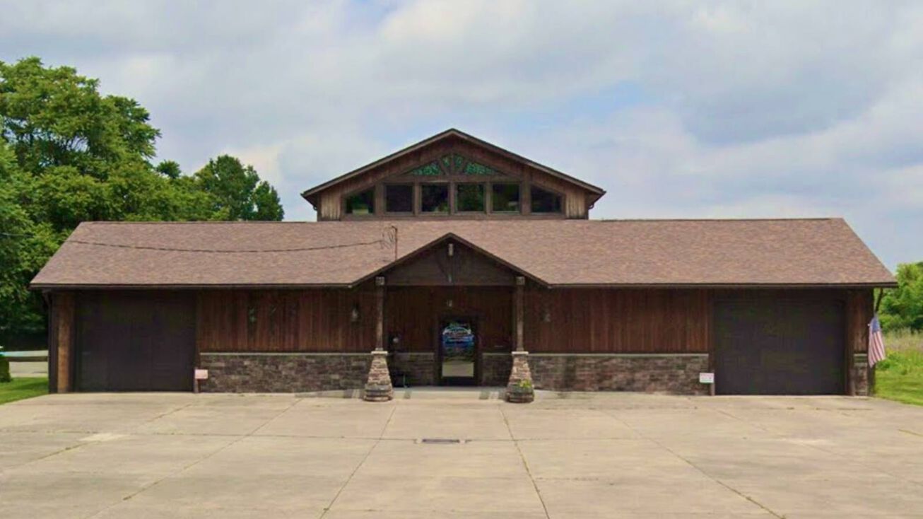 359 E Sunset Dr, Rittman, OH 44270 | Crexi.com