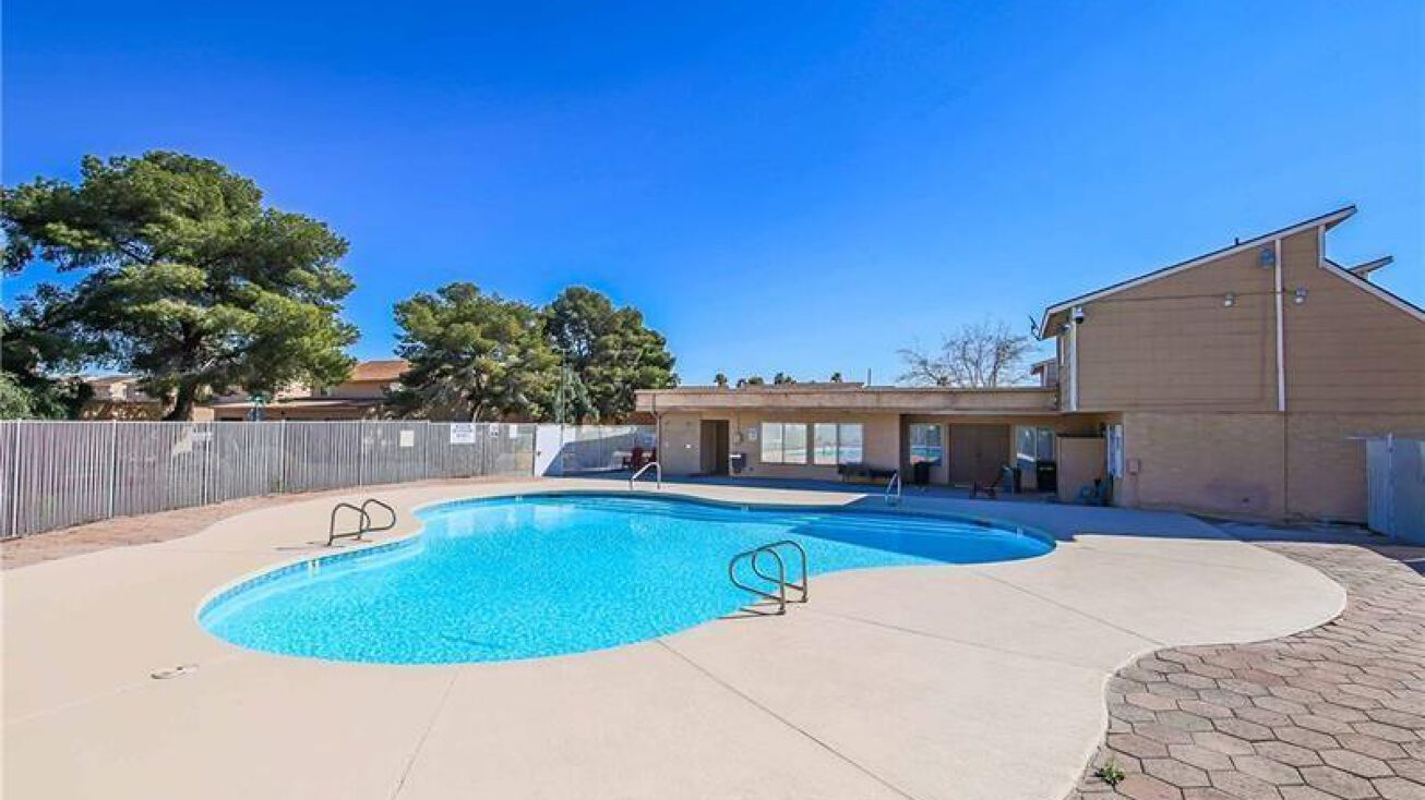 5215 Gray Ln, Las Vegas, NV 89119 | Crexi.com