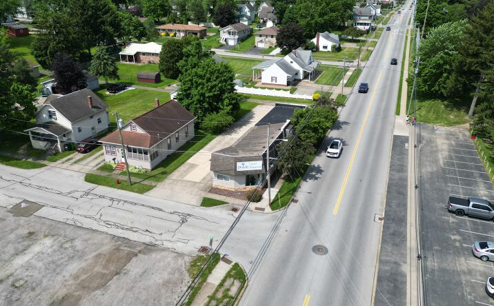 704 W High St, Orrville, OH 44667 | Crexi.com