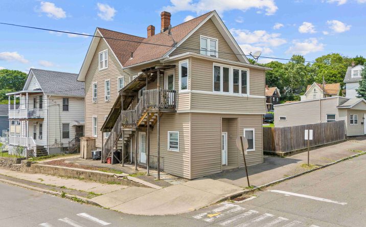 48 SMITH ST Derby CT 06418-1265 APN: 1244 | Crexi.com