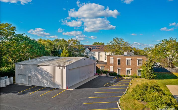 400 River Ridge Dr, Elgin, IL 60123 | Crexi.com