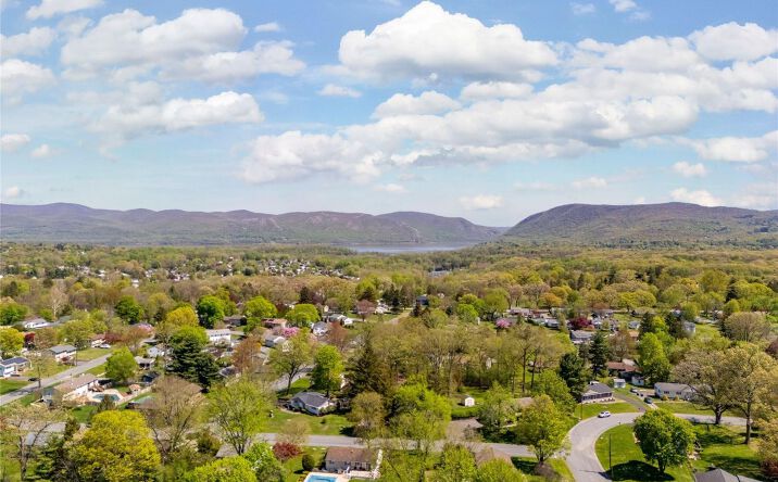 345 -351 Windsor Hwy, New Windsor, NY 12553 | Crexi.com