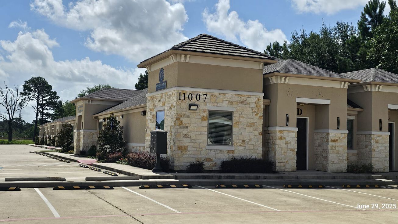 11007 NORTHPOINTE BLVD STE D, TOMBALL, TX 77375 | Crexi.com