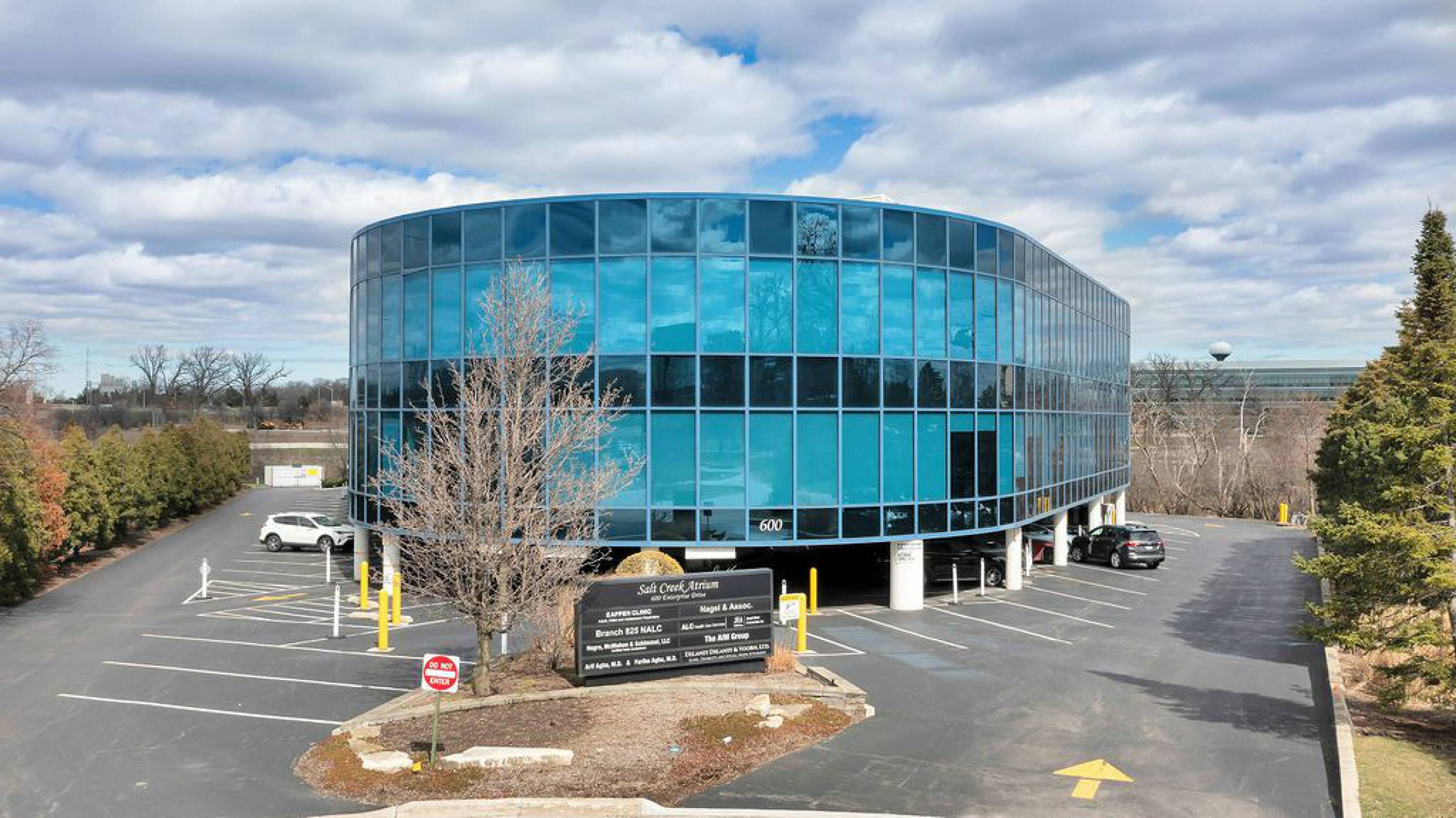600 Enterprise Dr, Oak Brook, IL 60523 | Crexi.com