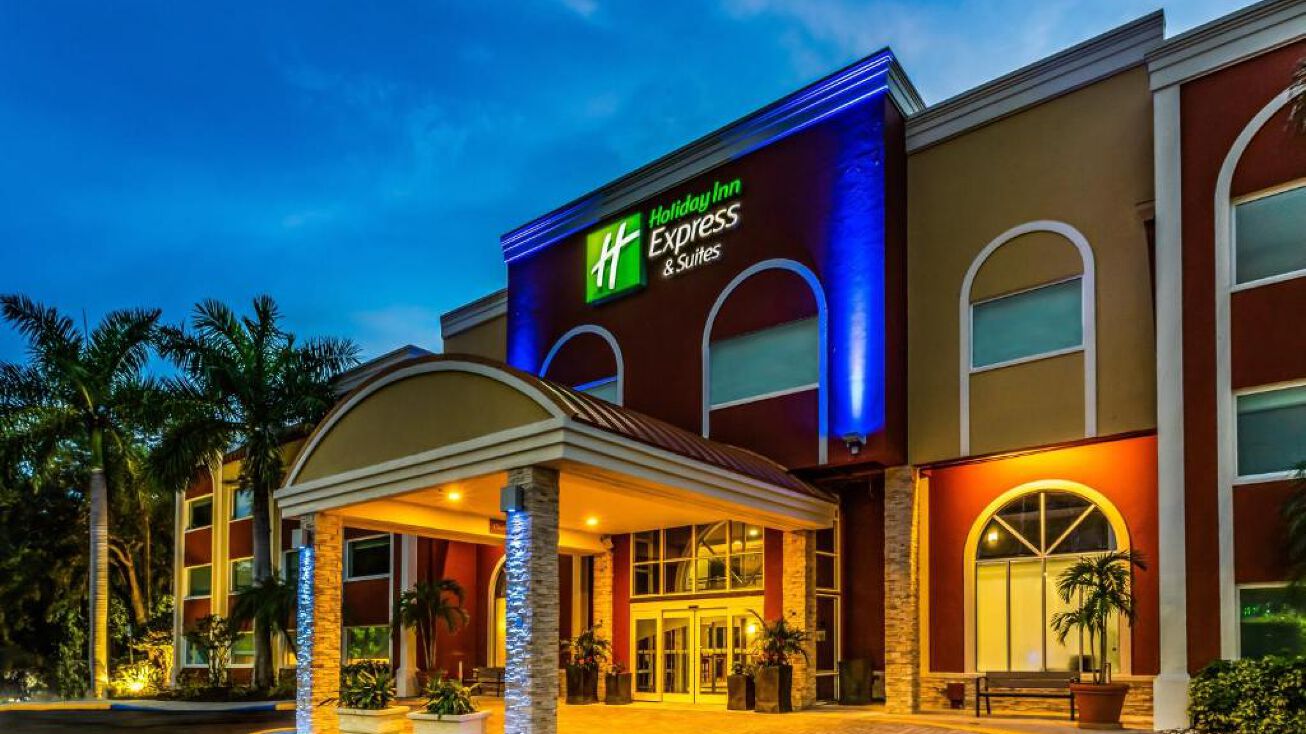 4450 47th St W, Bradenton, FL 34210 | Crexi.com