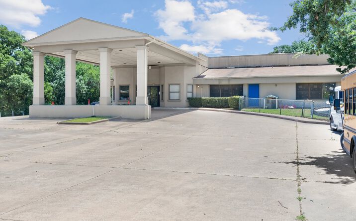 219 W Euless Blvd, Euless, TX 76040 | Crexi.com