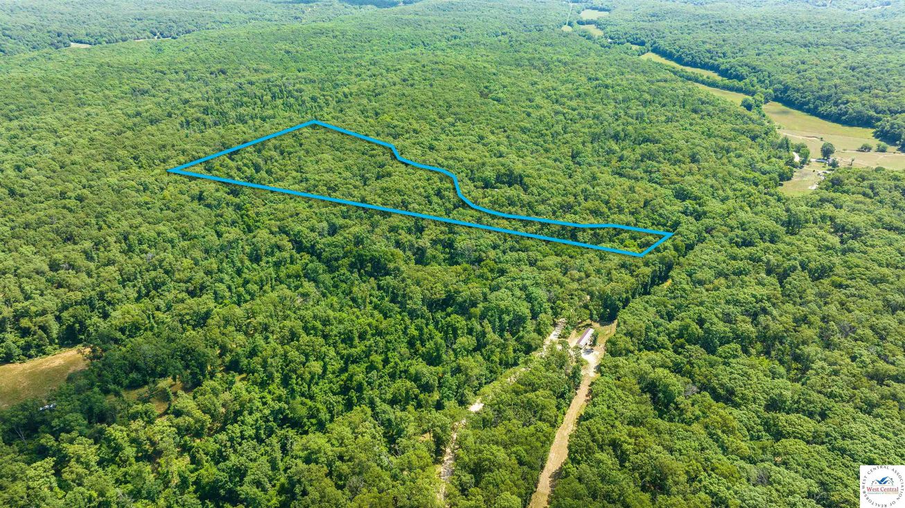 TBD Peter Pan, Versailles, MO 65084 | Crexi.com