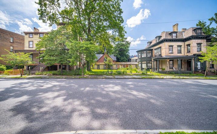 2 Courtney Avenue, Newburgh (City), NY 12550 | Crexi.com
