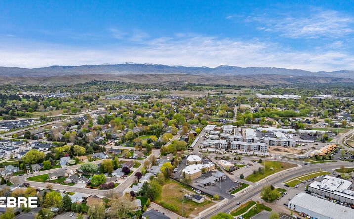 1442 E State St, Eagle, ID 83616 | Crexi.com
