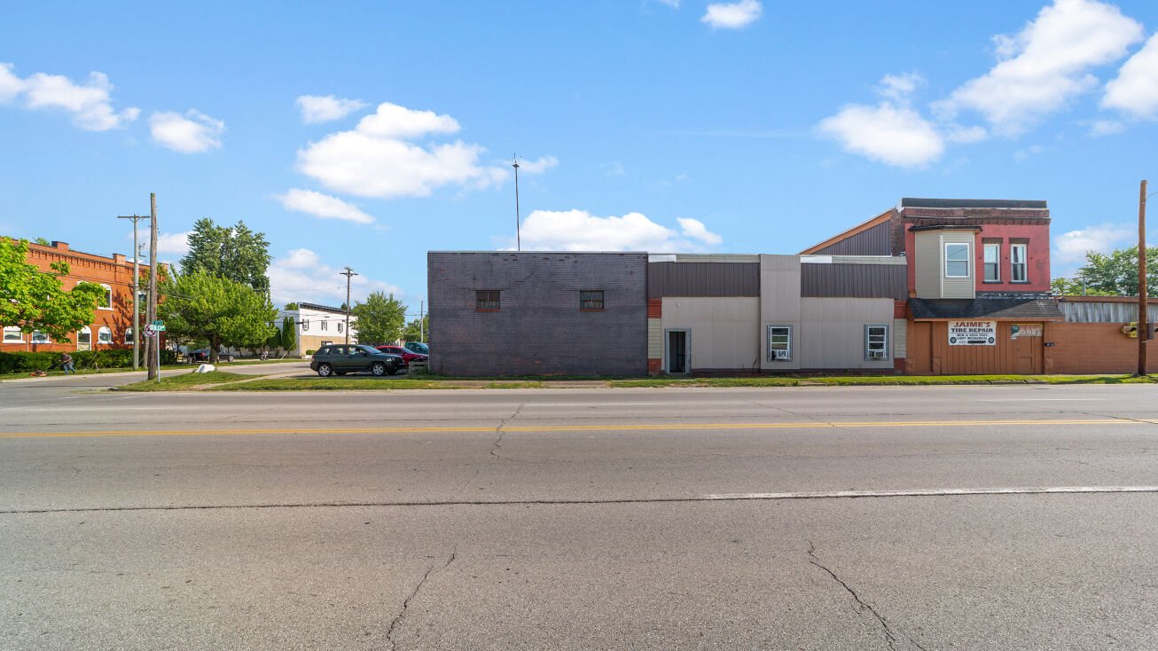 1888 E 28th St, Lorain, OH 44055 | Crexi.com