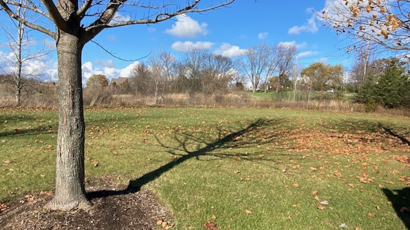 6475 Woodland Hills Drive, Lakewood, IL 60014 | Crexi.com