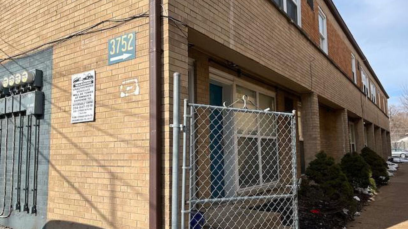 3752 Chippewa St, St. Louis, MO 63116 | Crexi.com