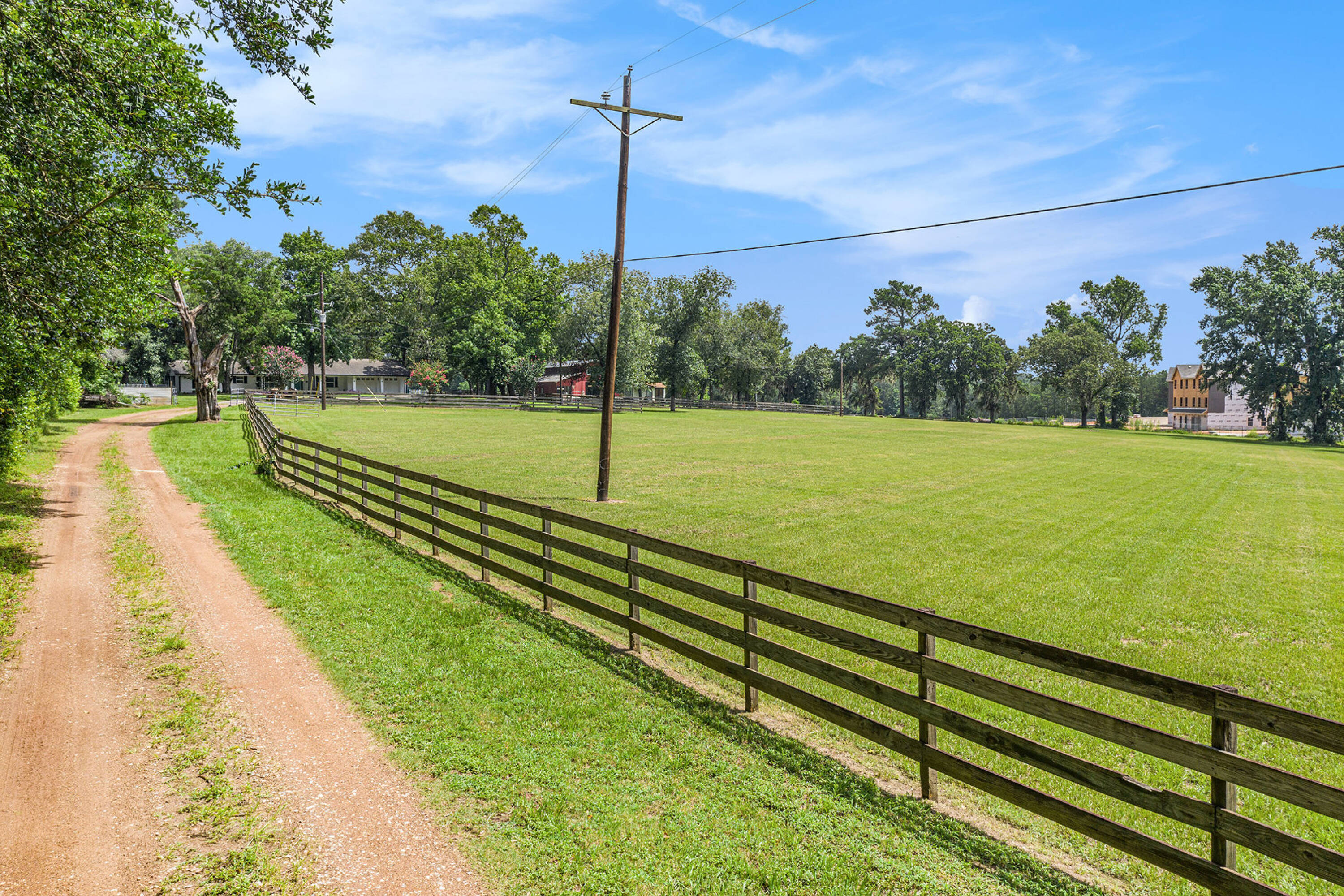 7363 County Line Rd, Willis, TX 77378 | Crexi.com