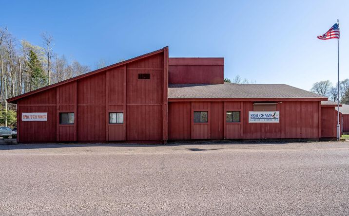 1006 W Sharon Ave, Houghton, MI 49931 | Crexi.com