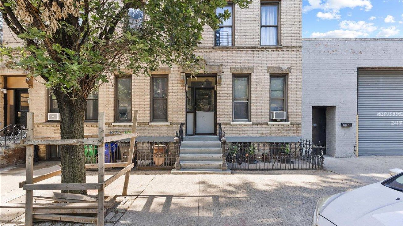 125 Freeman Street, New York, NY 11222 | Crexi.com