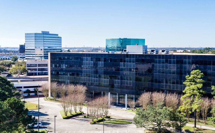 Eva Horton - Newmark Knight Frank Ontario | Crexi