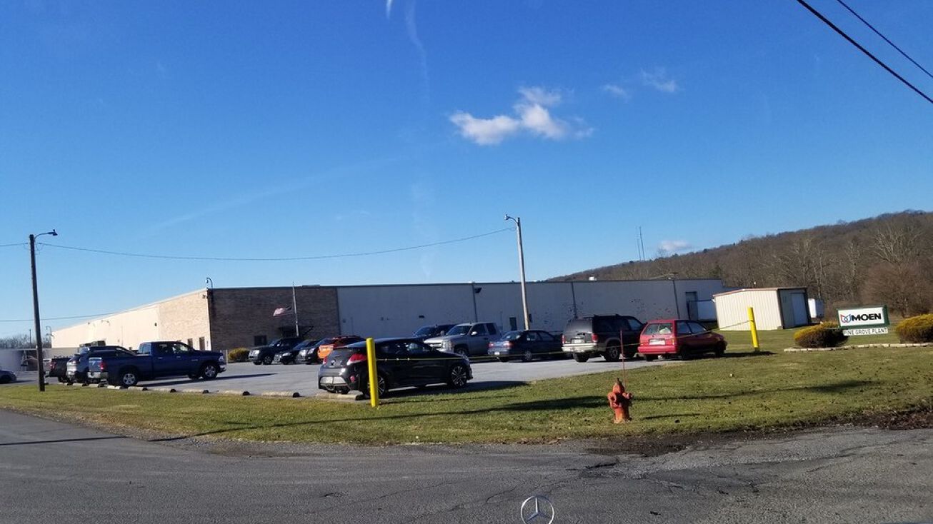 12 Roberts Rd, Pine Grove, PA 17963 | Crexi.com