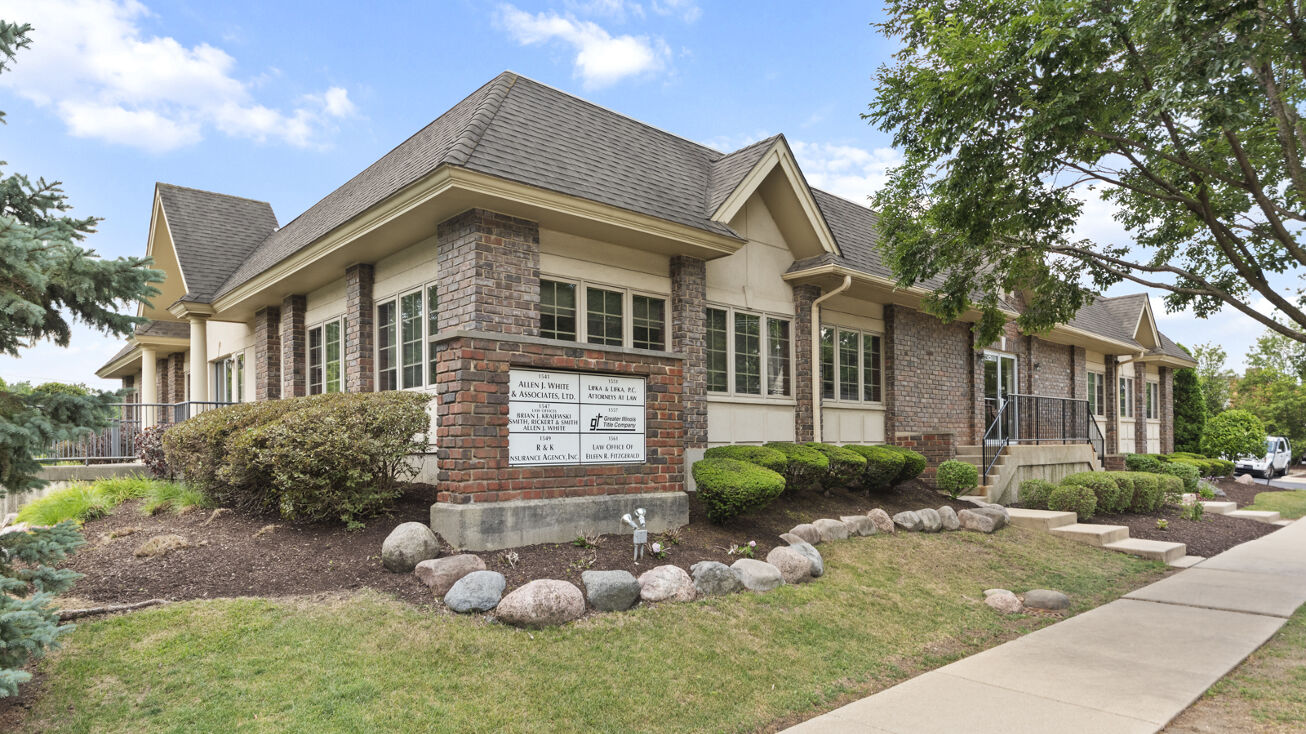 1557 Warren Avenue, Downers Grove, IL 60515 | Crexi.com