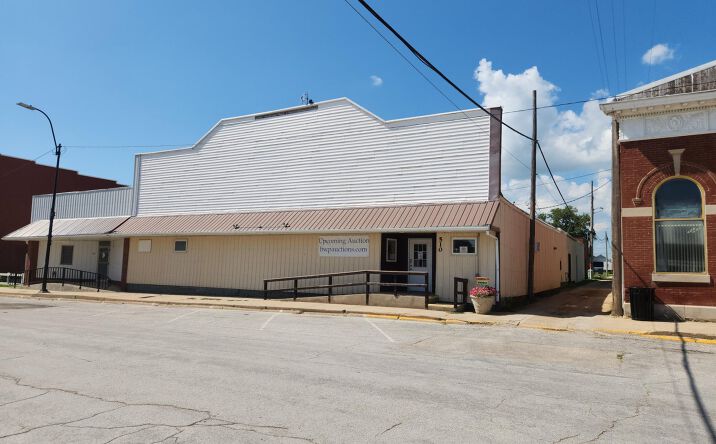 510 Main St, Lowden, IA 52255 | Crexi.com