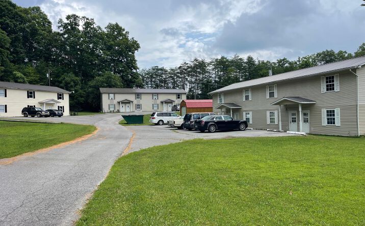 90 Emily Drive, Pineville, KY 40977 | Crexi.com