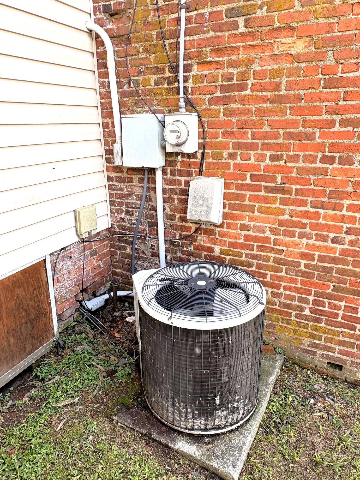 115 N Henry St, Stoneville, NC 27048 | Crexi.com