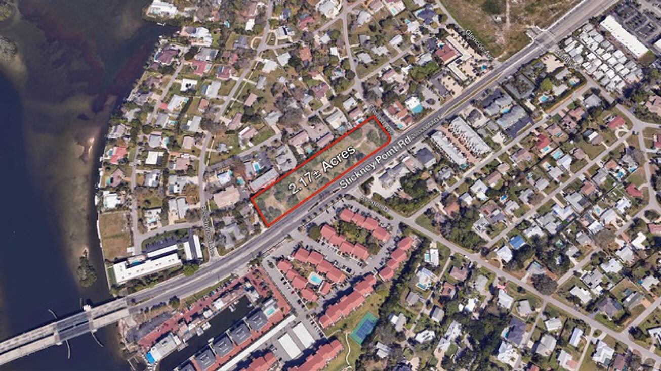 1631 Stickney Point Rd, Sarasota, FL 34231 | Crexi.com