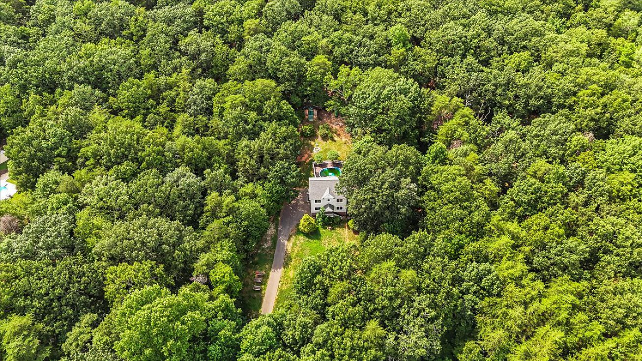 946 Laurelwood Dr, Clover, SC 29710 | Crexi.com