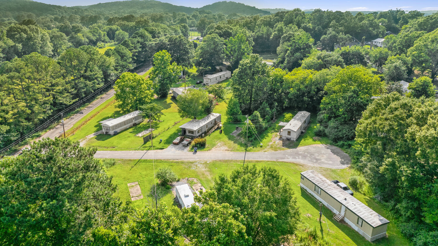 429 GUNNELLS LN Oxford AL 36203-3736 APN: 05-03-05-0-001-032.000 ...