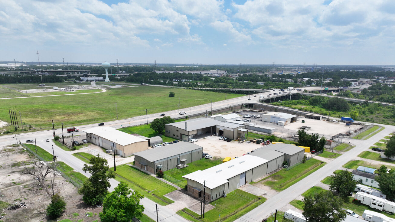 650 Aldine Bender Rd, Houston, TX 77060 | Crexi.com