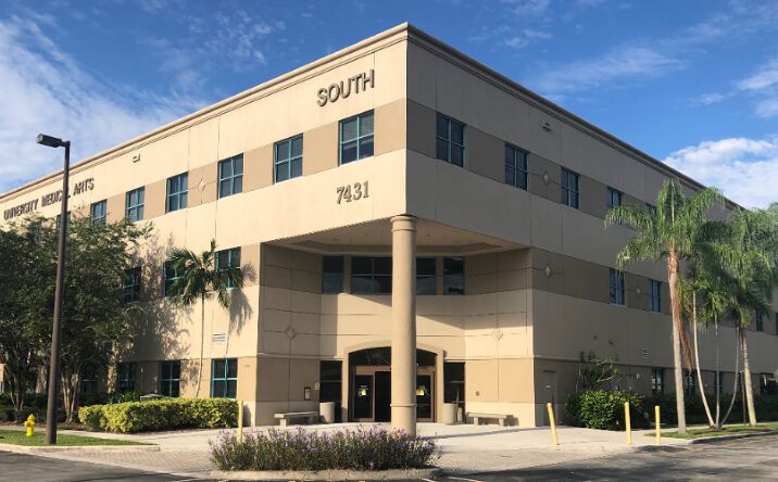 7431 N UNIVERSITY DR Tamarac FL 33321-2958 APN: 494104390040 | Crexi.com