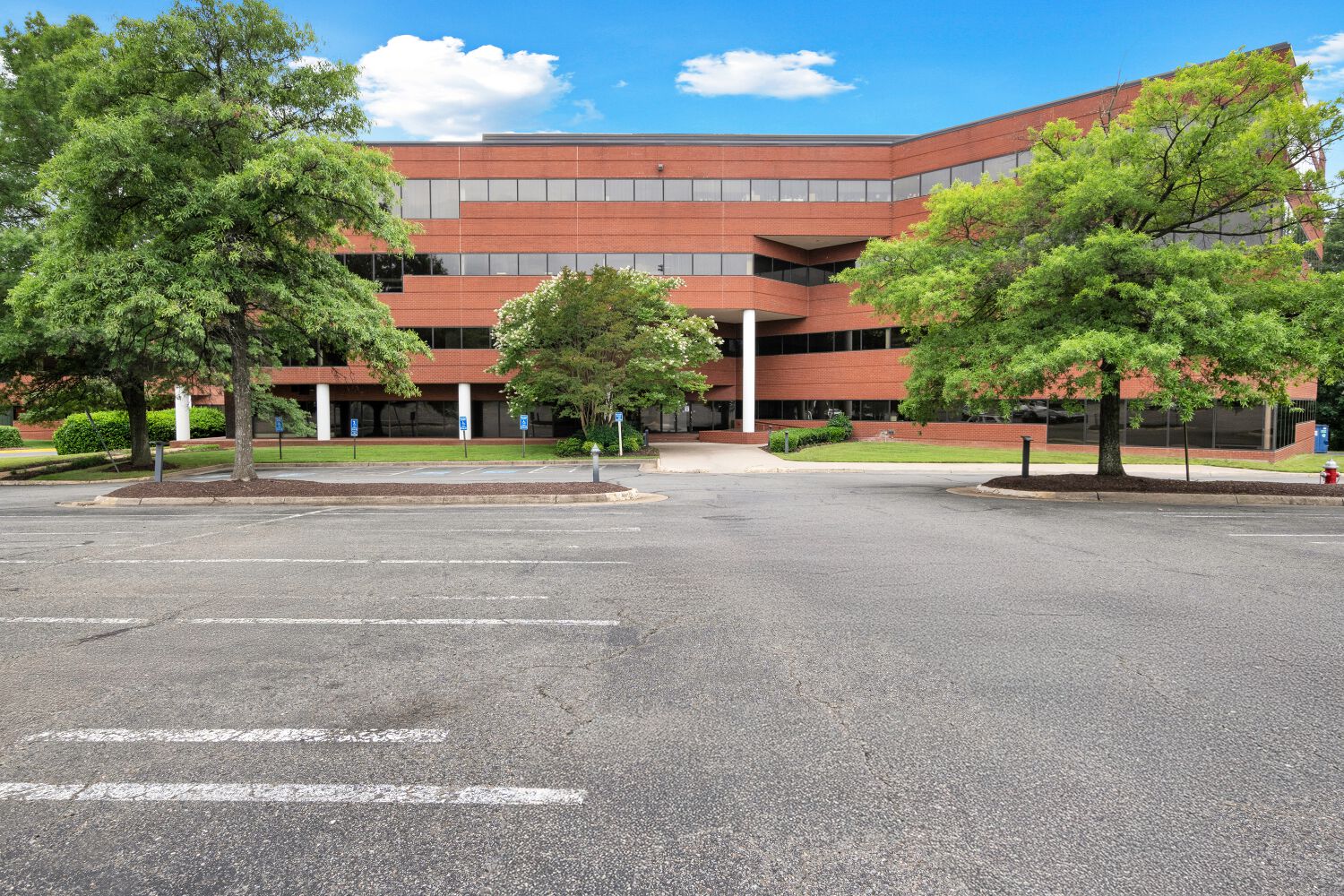 3702 Pender Dr, Fairfax, VA 22030 | Crexi.com