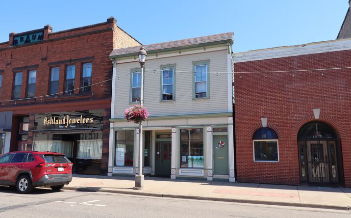 404 Main St W, Ashland, WI 54806 | Crexi.com