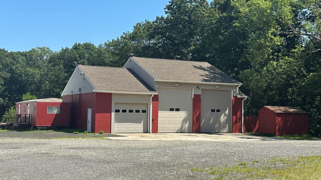 68 Shepard Hill Rd, Killingly, CT 06239 | Crexi.com