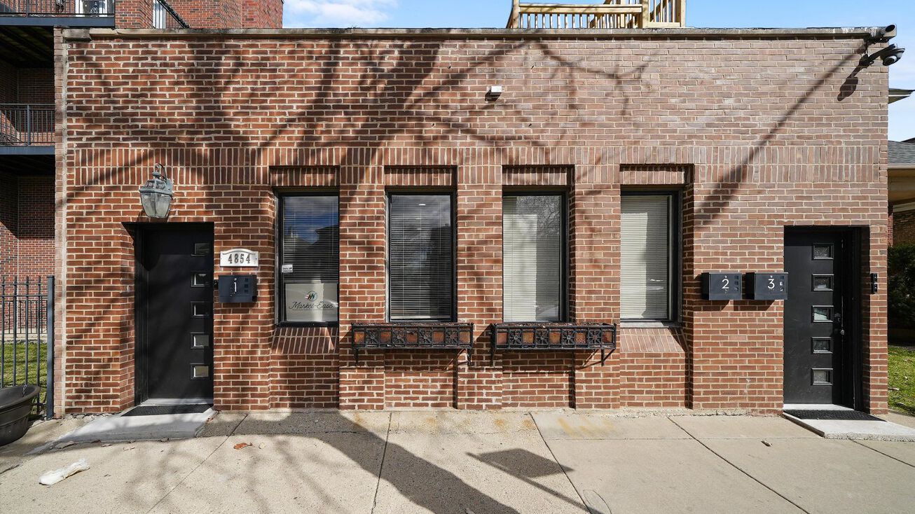 4854 W Addison Street, Chicago, IL 60641 | Crexi.com