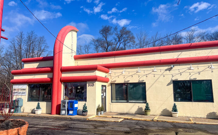 310 E State Road, Island Lake, IL 60042 | Crexi.com