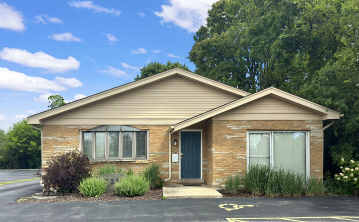 402 E ROOSEVELT Road, Wheaton, IL 60187 | Crexi.com