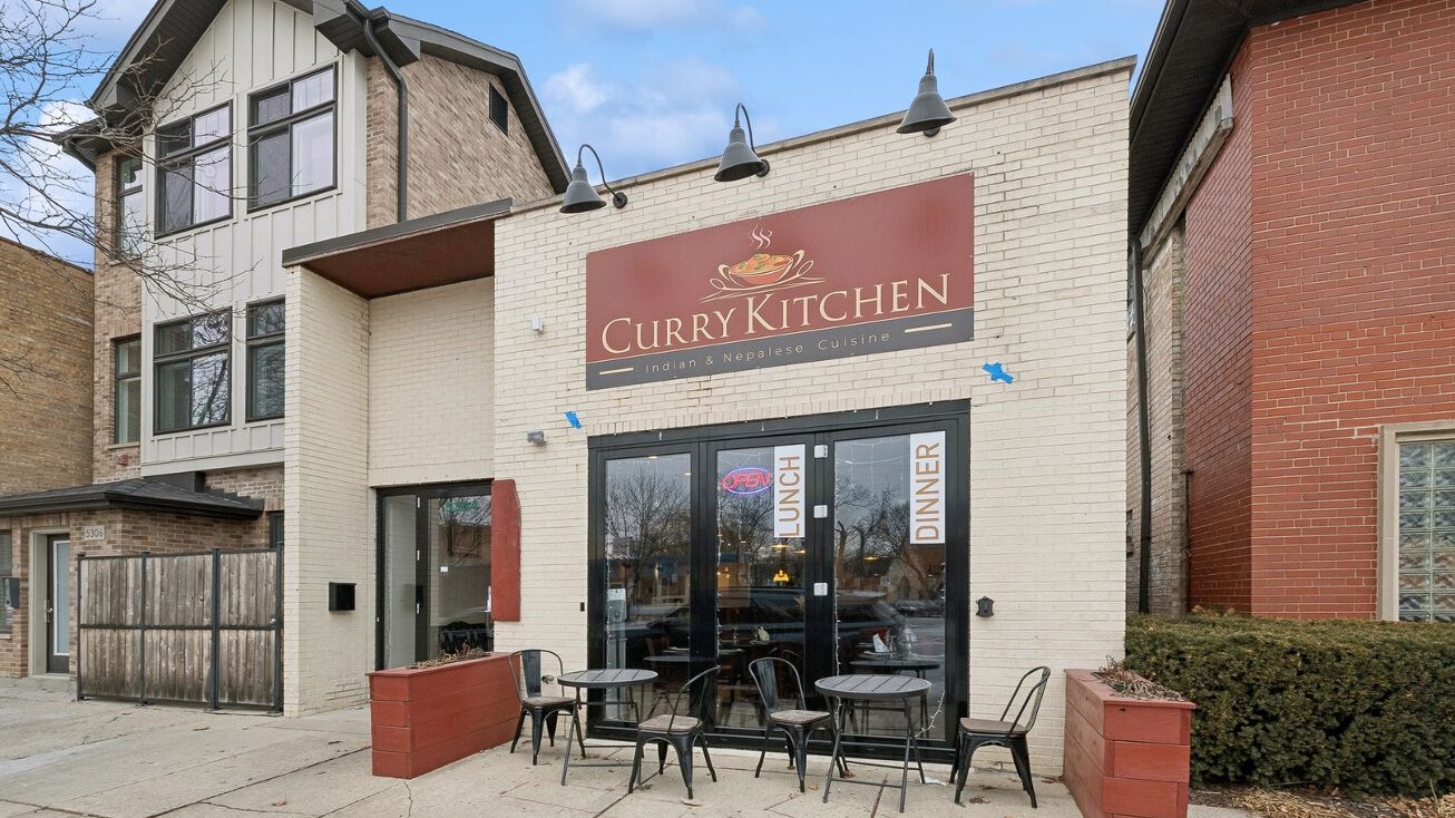 5304 W Devon Avenue, Chicago, IL 60646 | Crexi.com