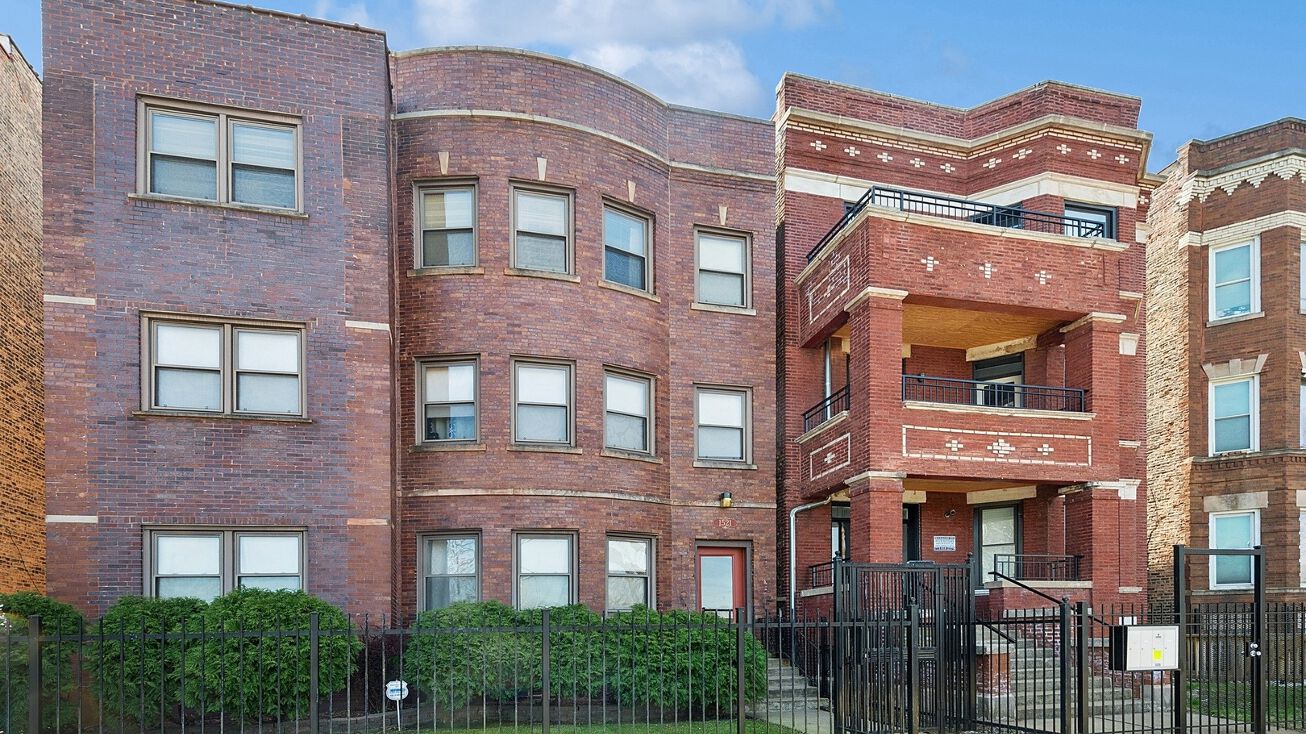 1521 E 65th Street, Chicago, IL 60637 | Crexi.com