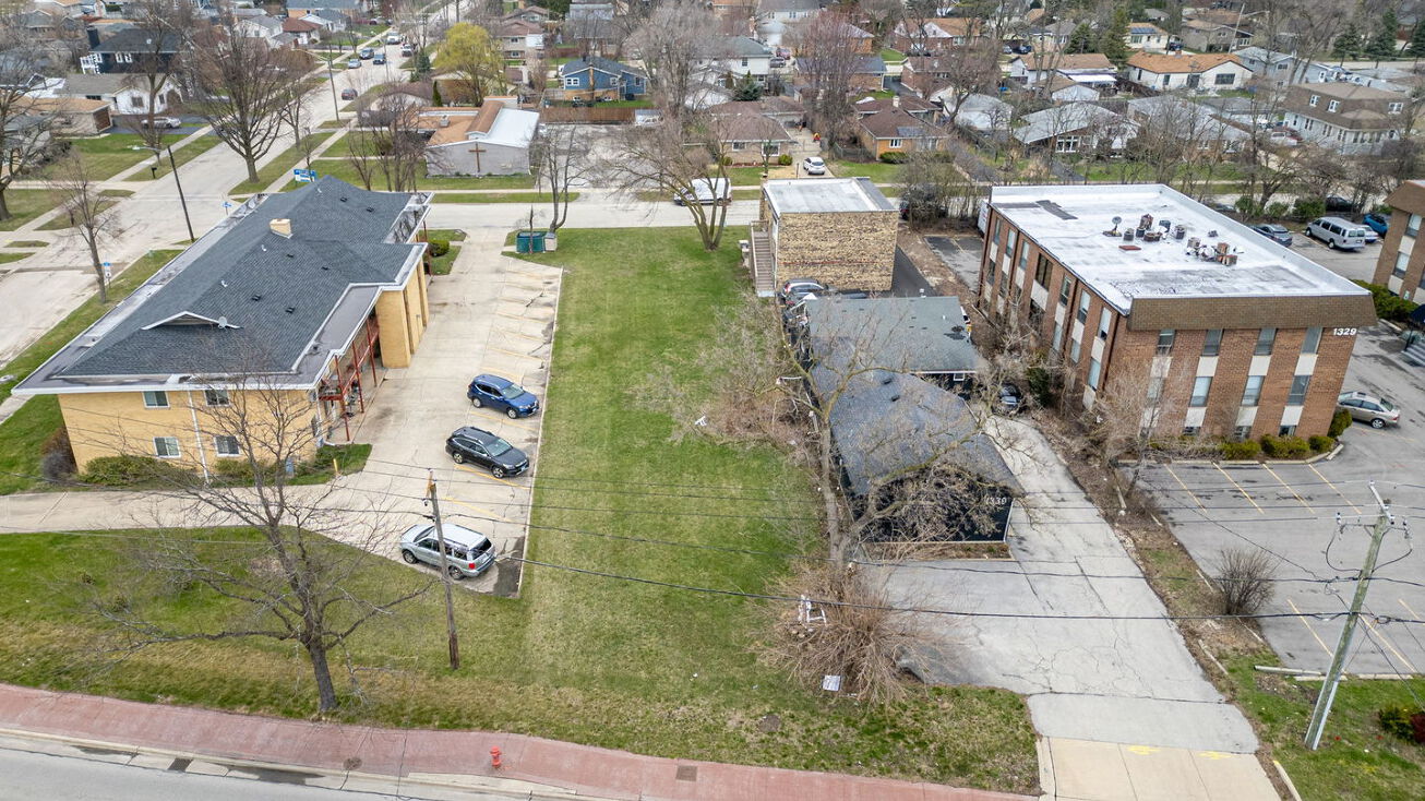 1341 W Irving Park Road, Bensenville, IL 60106 | Crexi.com