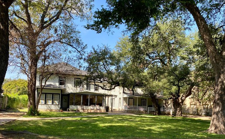 205 SW Barnard St, Glen Rose, TX 76043 | Crexi.com
