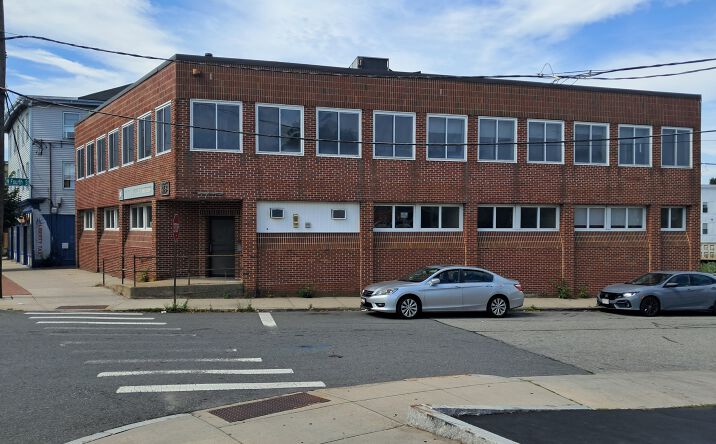 418 BRIDGE ST Lowell MA 01850-2400 APN: 176_780_418 | Crexi.com