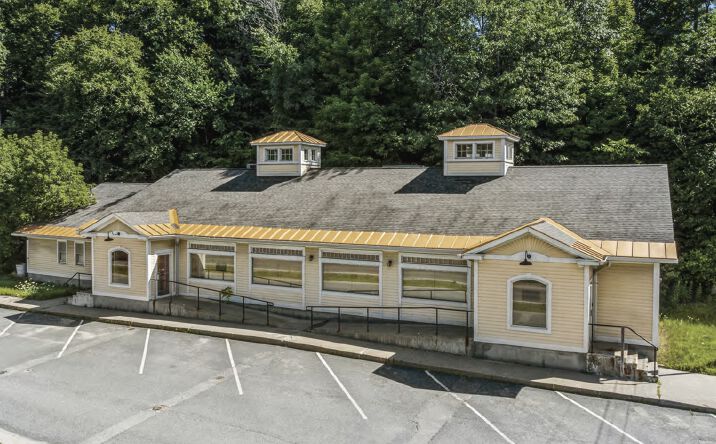 626 Broad St, Lyndon, VT 05851 | Crexi.com