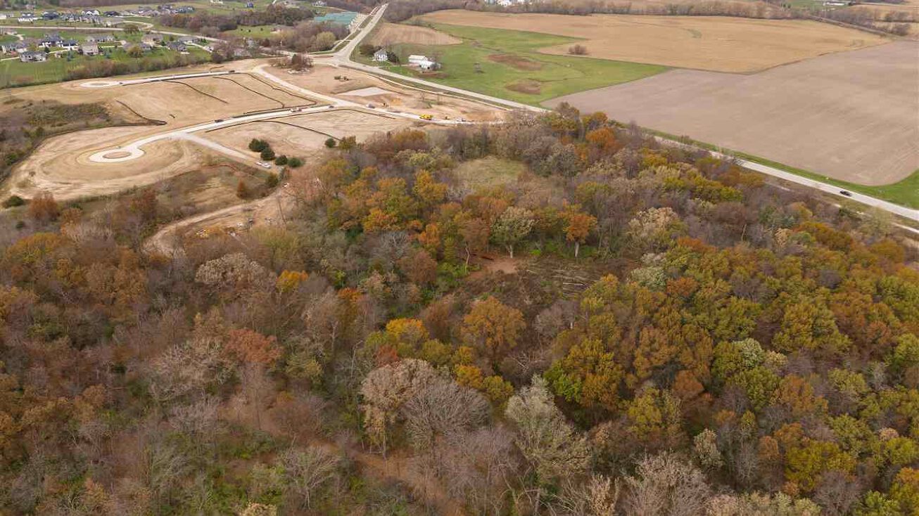 Oak Meadow Lot #21, Solon, IA 52333 | Crexi.com