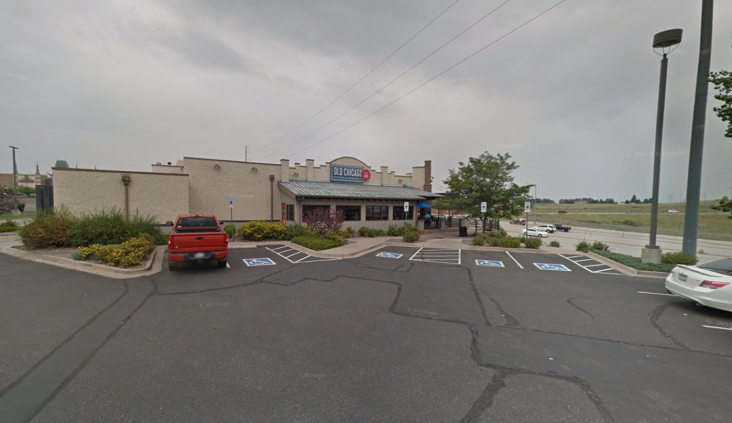 6676 S PARKER RD Aurora CO 80016-1084 APN: 2073-20-4-07-004 | Crexi.com