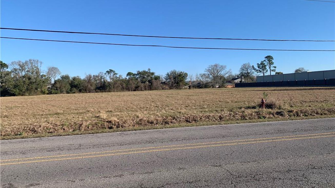 Country Club Road, Lake Charles, LA 70605 | Crexi.com
