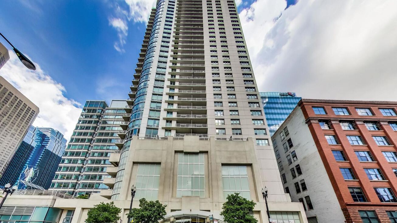 125 S Jefferson Street P87, Chicago, IL 60661 | Crexi.com